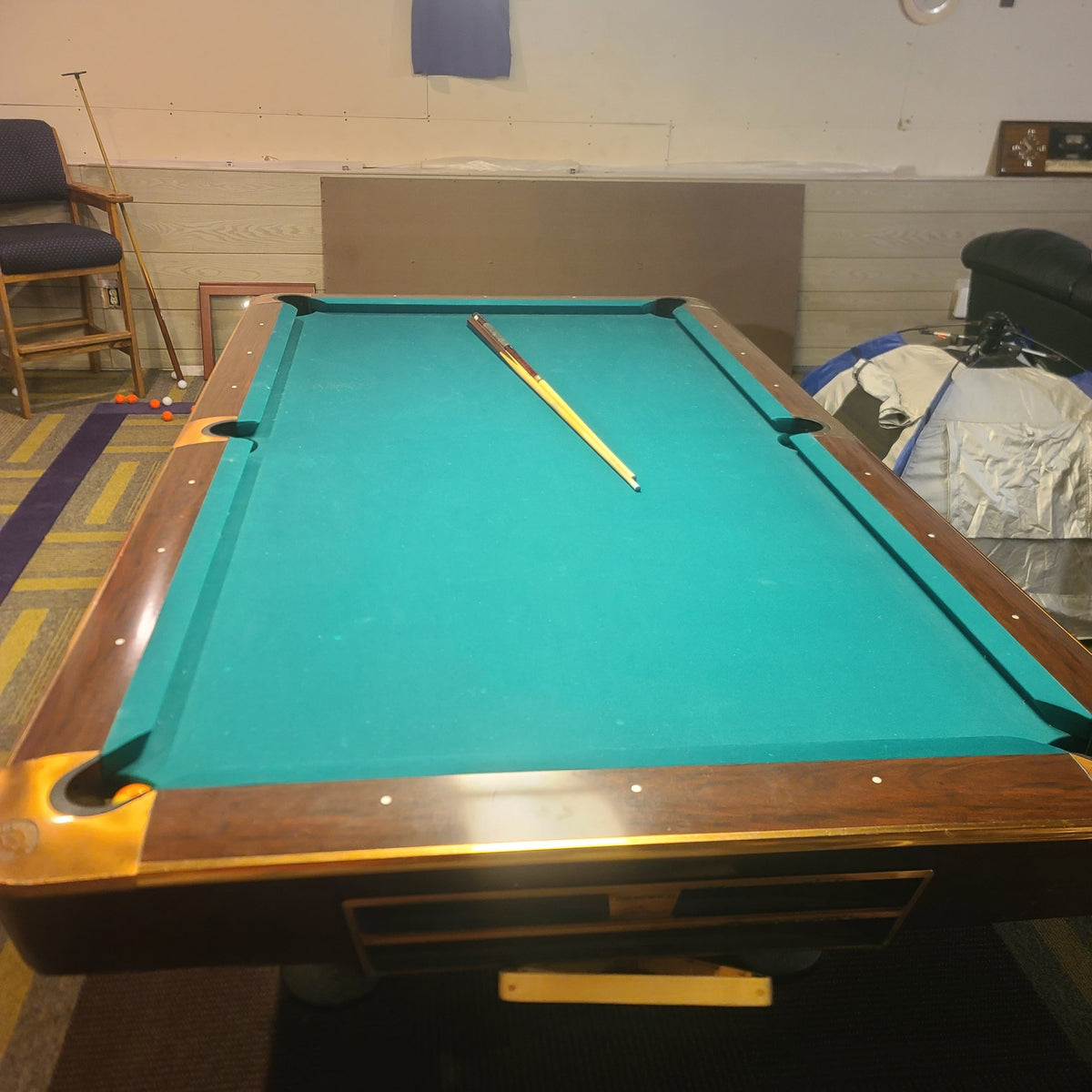 9’ Brunswick Gold Crown IV – The Pool Table Guys MN